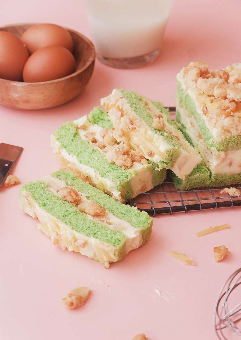 Pandan Cream Cheese Layer Cake Gluten Free | Que Cake